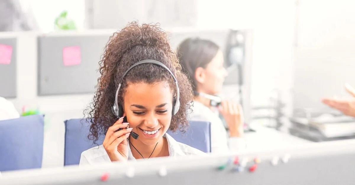 What is a Progressive Dialer | NICE