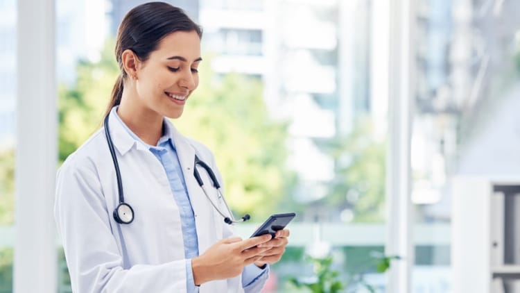 Enhancing the healthcare customer experience: Strategies for better ...